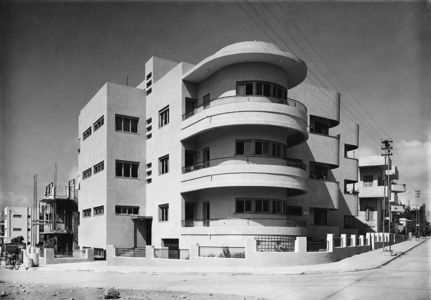 Social Construction: Modern Architecture in British Mandate Palestine ...